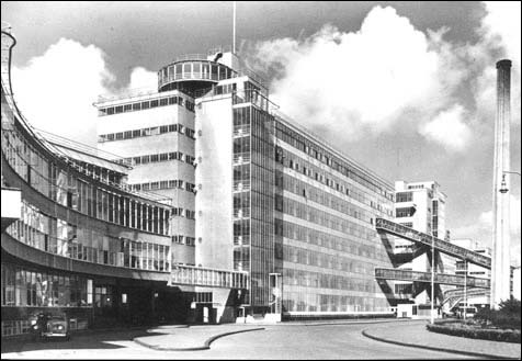 Constructivist Architecture